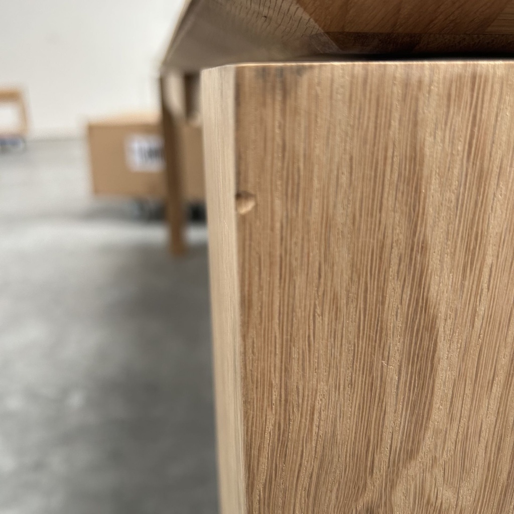 Slice extendable dining table | Re-loved